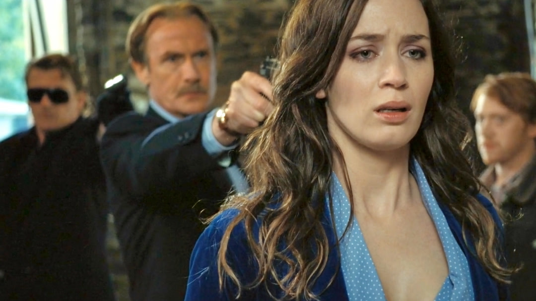 《狂野目标》顶级杀手爱上目标妹纸,还帮她对付雇主,爆笑喜剧片