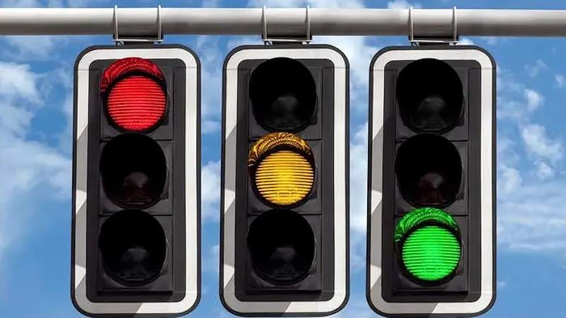 新版红绿灯来了,你看懂了吗?新版红绿灯取消读秒你怎么看?