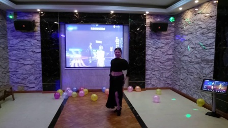 2018年1月21日团年晚会《肚皮舞》