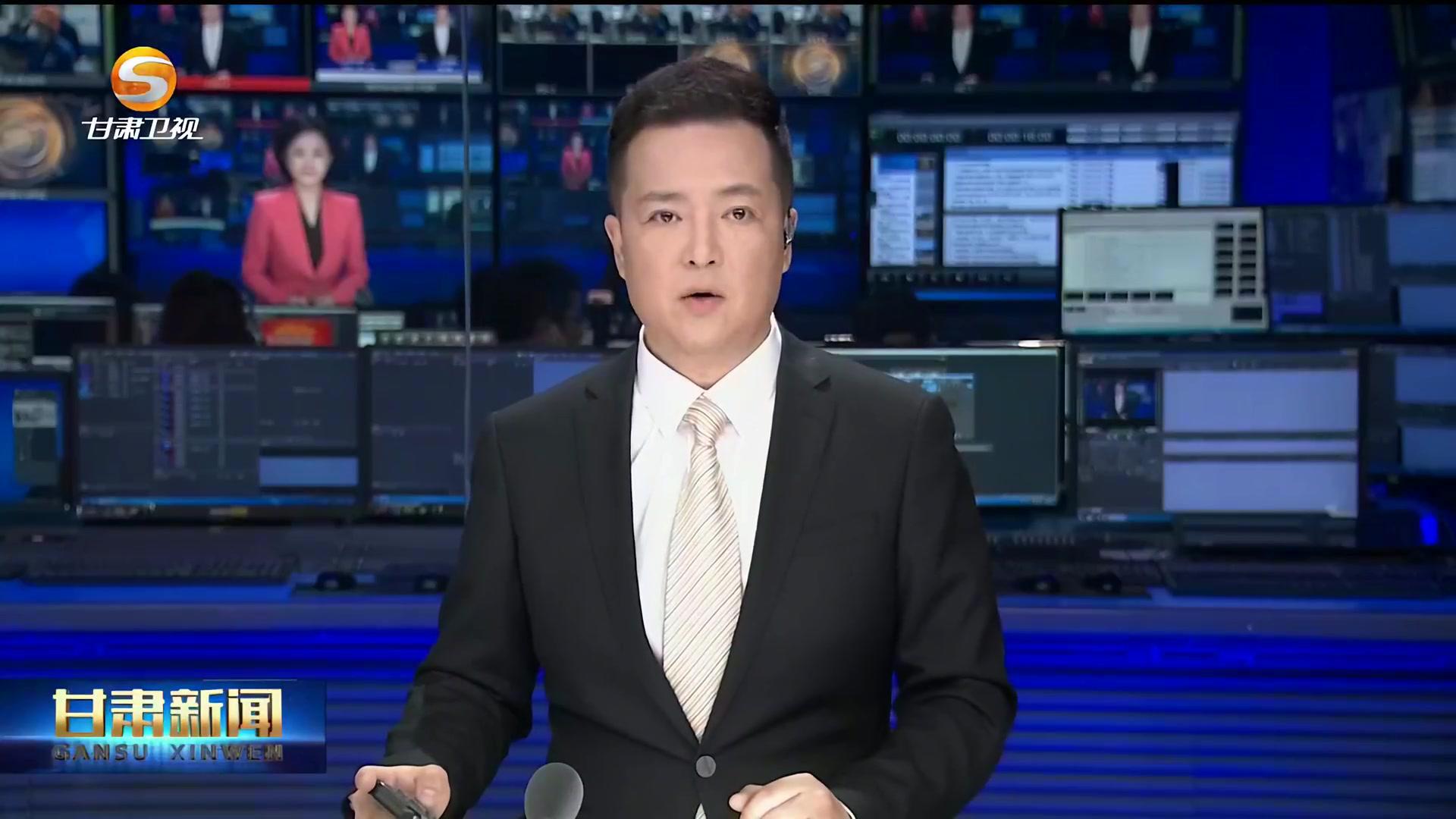 .班开班式上强调把牢方向锚定目标砥砺前行奋力谱写中国式现代化.