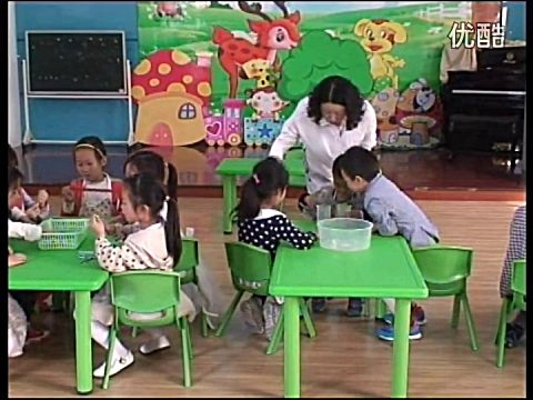 大班数学活动《生活中的二等分》