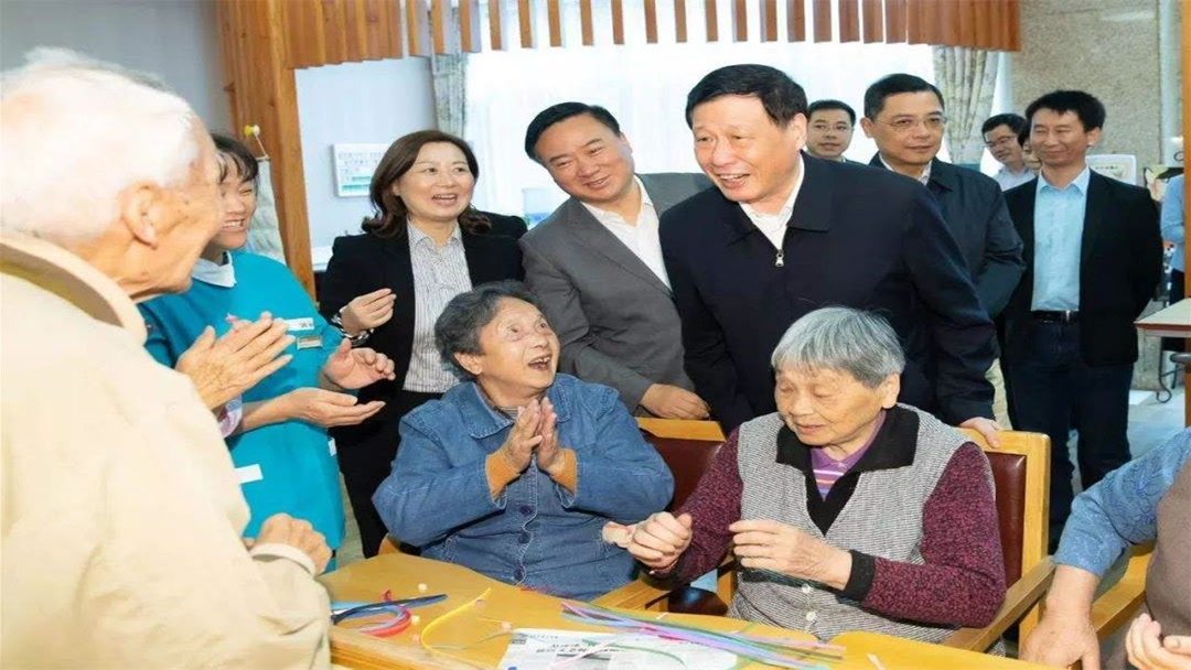 家有老人的一定要看!长期护理保险,帮你缓解养老压力