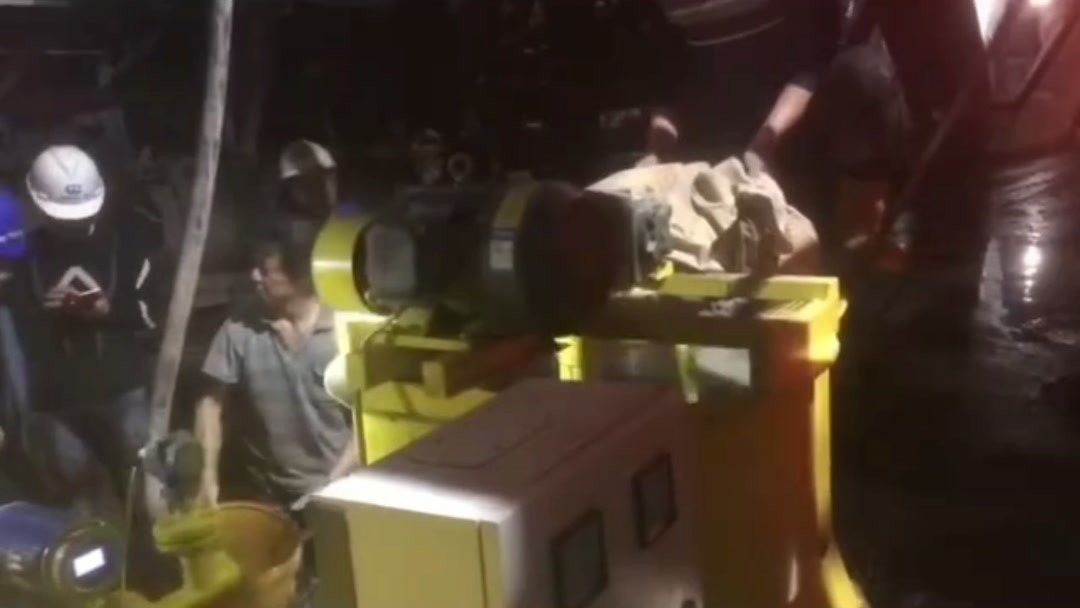 隧道二衬注浆搅拌一体机 临沂拱顶带模拌注浆一体机