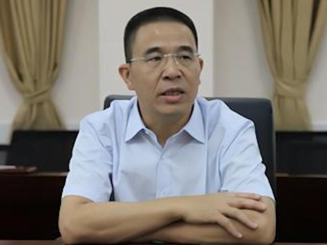 深圳一街道办原主任办公室收礼被查:现金、红酒及香烟共约10万