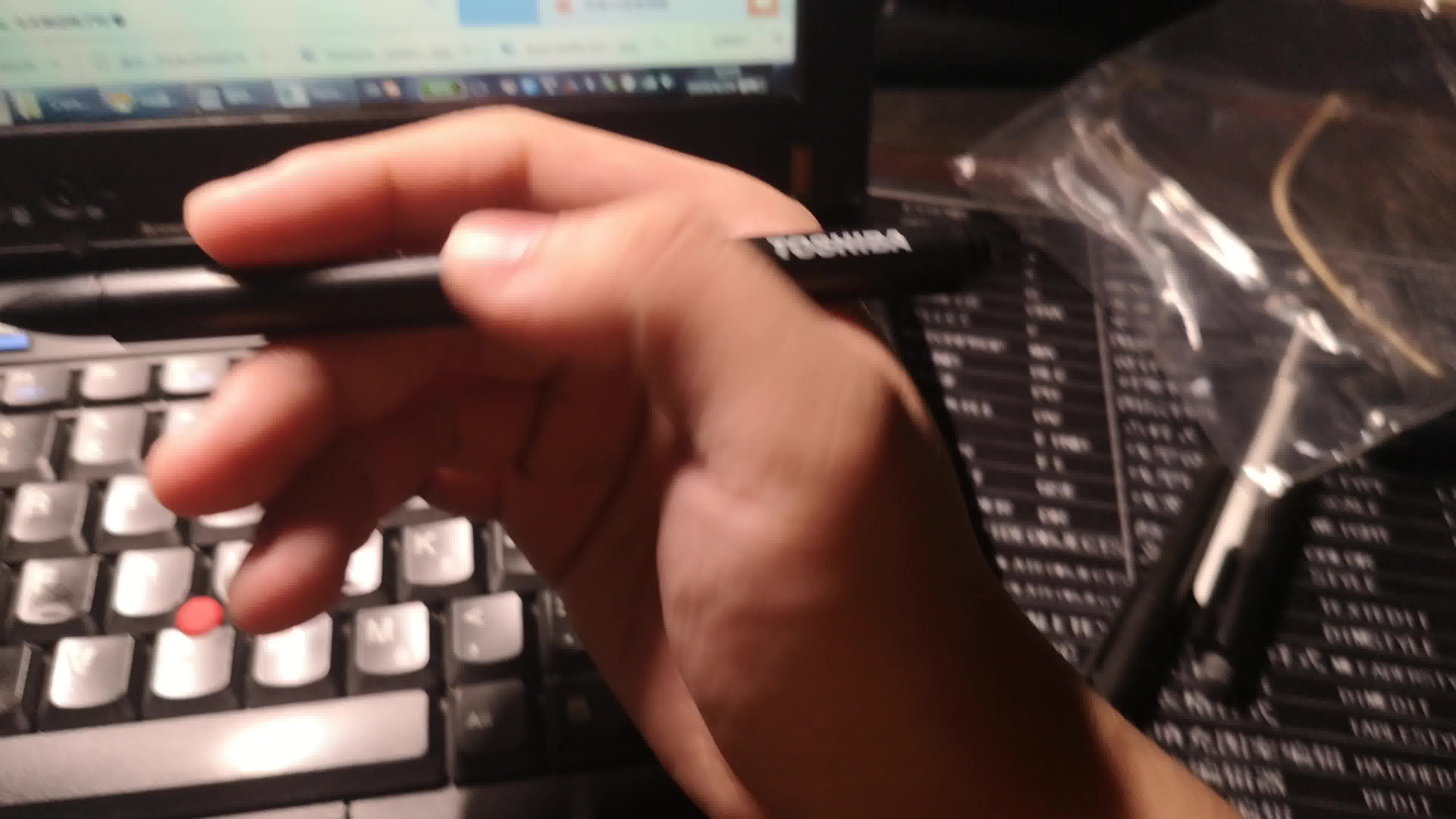 10块钱一支的WACOM数位屏兼容笔测试