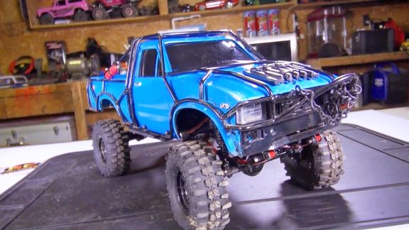 重新组装RC冒险越野模型车