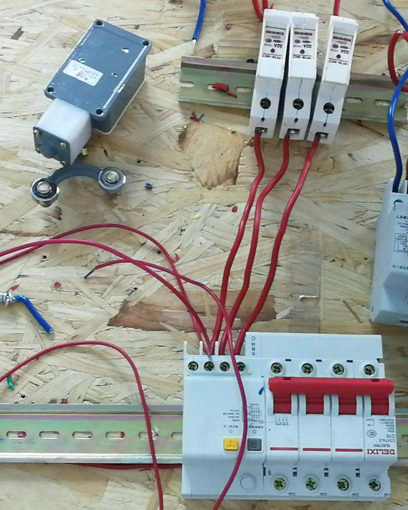 2分钟轻松学会操作家庭用电救命键,保护全家安全!