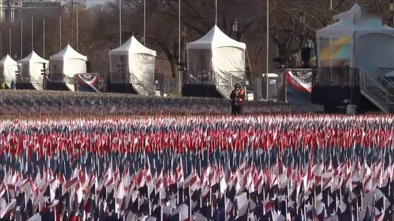 拜登就职典礼倒计时 美国国家广场插满旗子