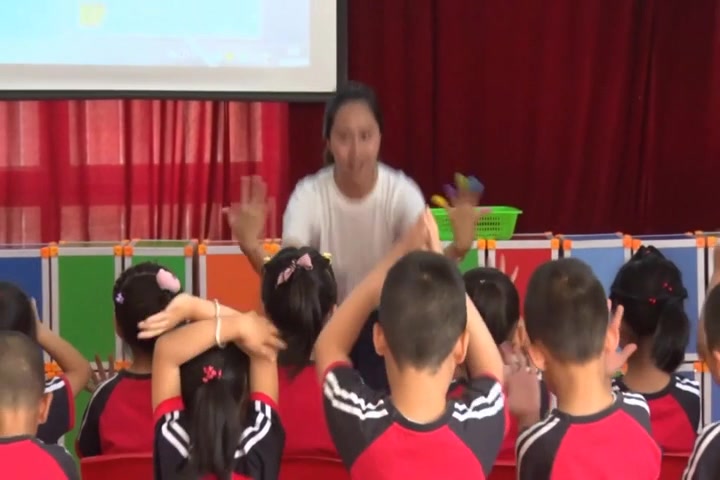 幼儿园中班健康《我的小手真能干》课堂实录优质课视频公开课教学视频