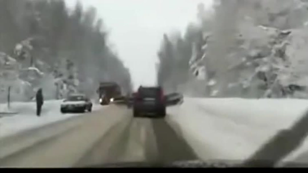 大货车车祸视频集锦 惨不忍睹大货车大卡车大客车车祸集锦