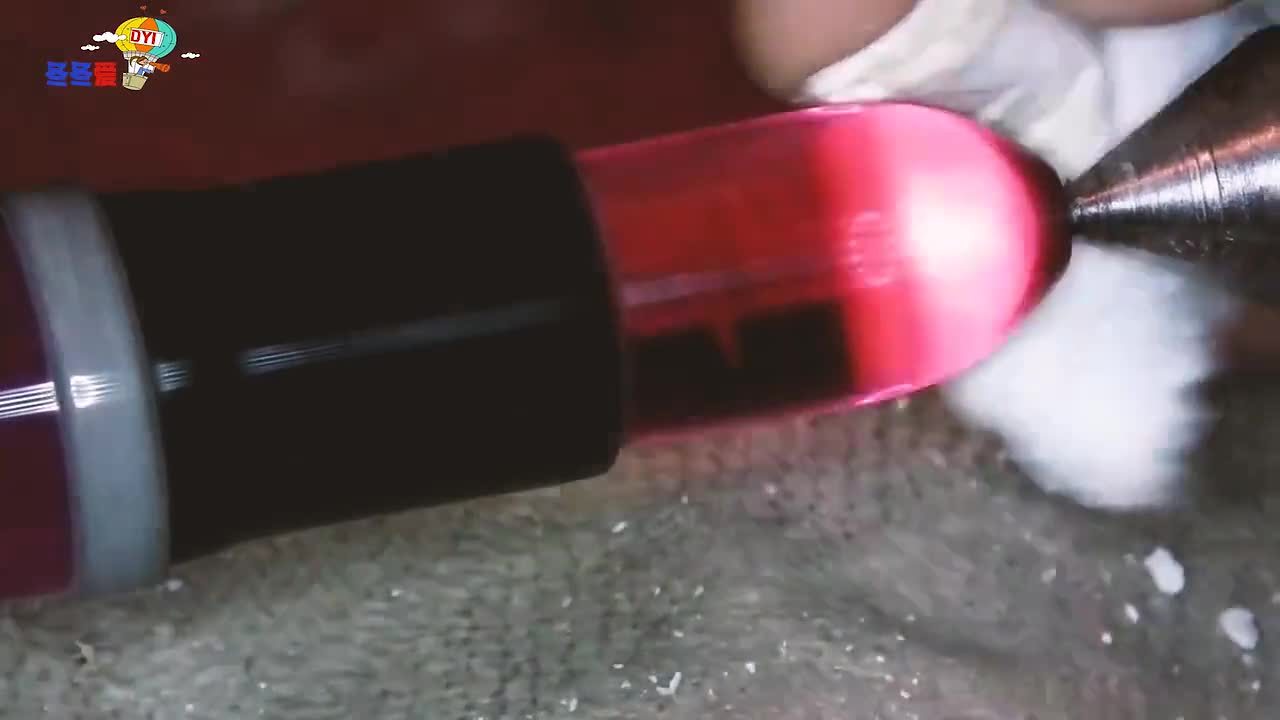 少女心手工,像口红一样的小水晶,放入干花,美爆了!