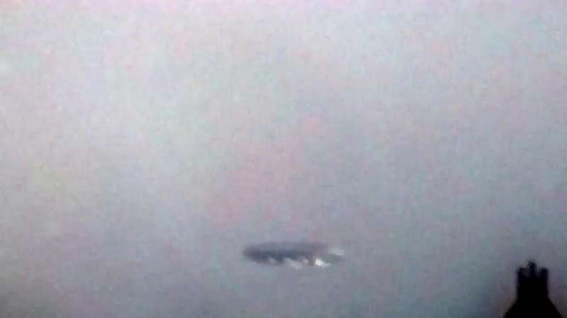 摄像机记录下的,巨型不明飞行物,会是UFO么?