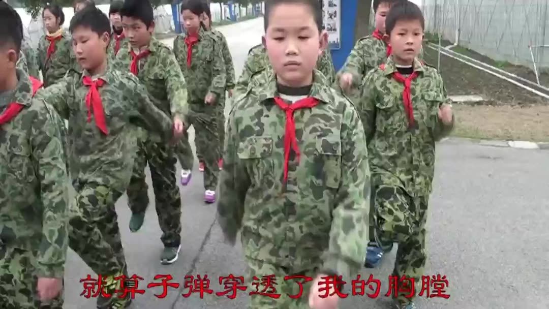 2015年五年级综合实践活动纪实(军事训练部分)