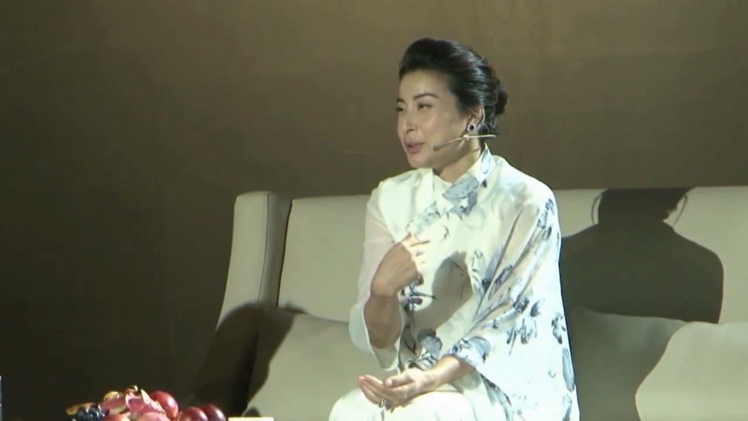 郭晶晶晒奥运健儿访港合照 称马龙许昕娘家人 回忆与霍启刚初相识