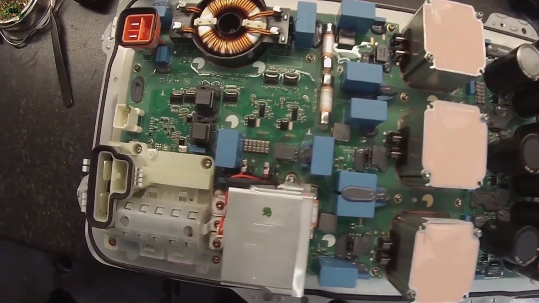 特斯拉Model 3 高压PCS车载充电机OBC、DCDC拆机维修讲解