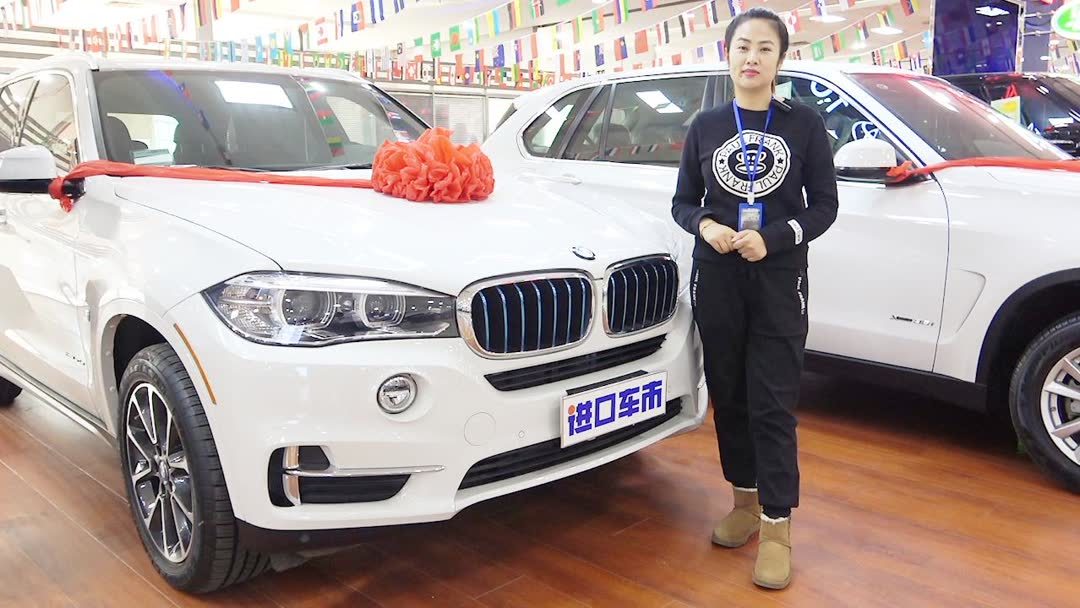 实拍18款美规油电混合版X5 配置丰富 可上环保绿牌