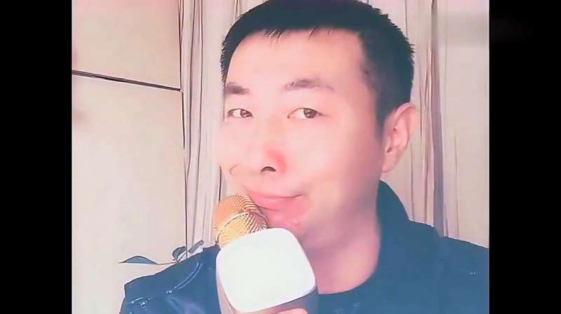 口技达人秀绝活,模仿乐器声吹奏歌曲,你能听出是什么歌吗