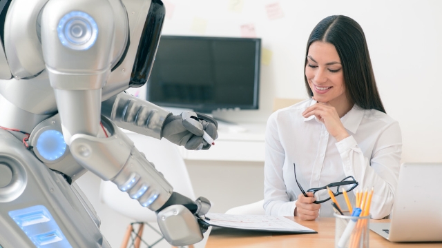 教老板怎么用 AI管理公司 人工智能决策时代已来临