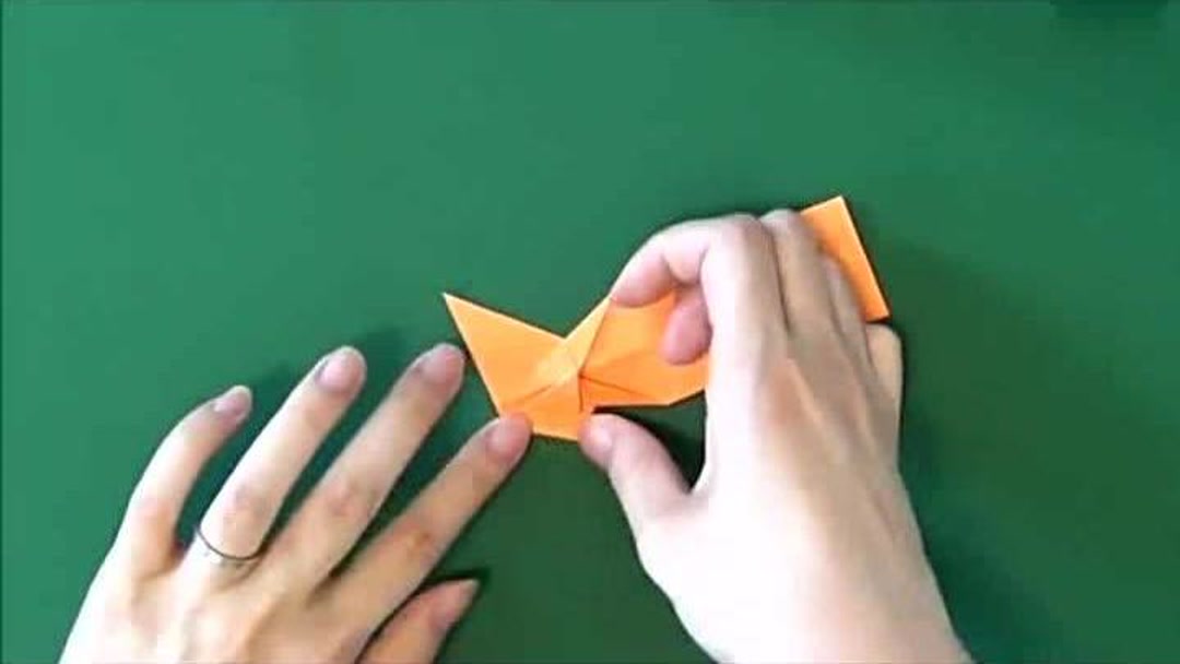 折纸技能大全 儿童折纸大全※ 可爱小猫书签的折法