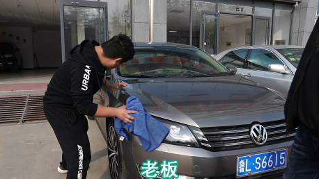 有个收三元催化的找到了车贩子小刘,小刘瞬间发现了商机…