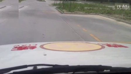 皮卡倒车入库技巧视频 科目2倒车入库技巧