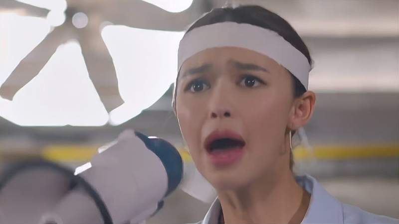 女人正直得不行,呼吁工人组建工会,共同对抗自己的“奸商”老爸