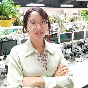 克里斯大神猫-生物老师 