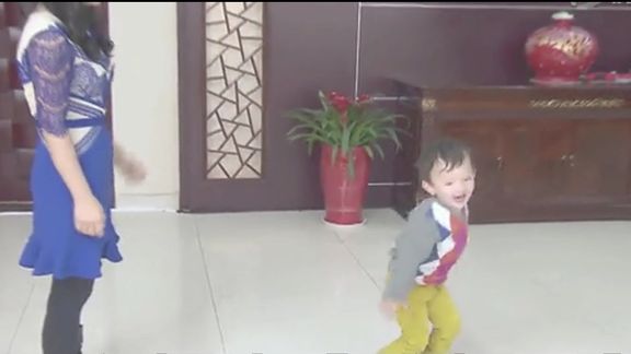 育儿视频:教育好自己的孩子是父母的责任