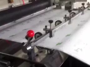 间隙手动卷筒模切机