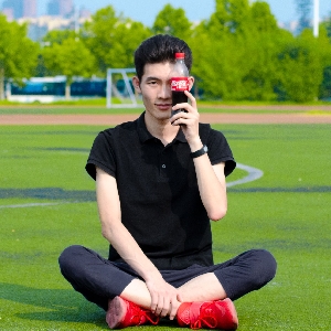 一只不像老师的小怀怀 