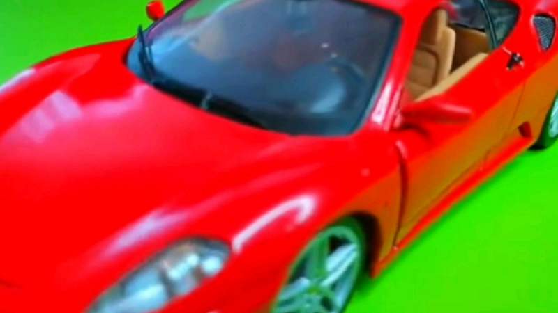 小伙翻新法拉利车模,动手能力强大!