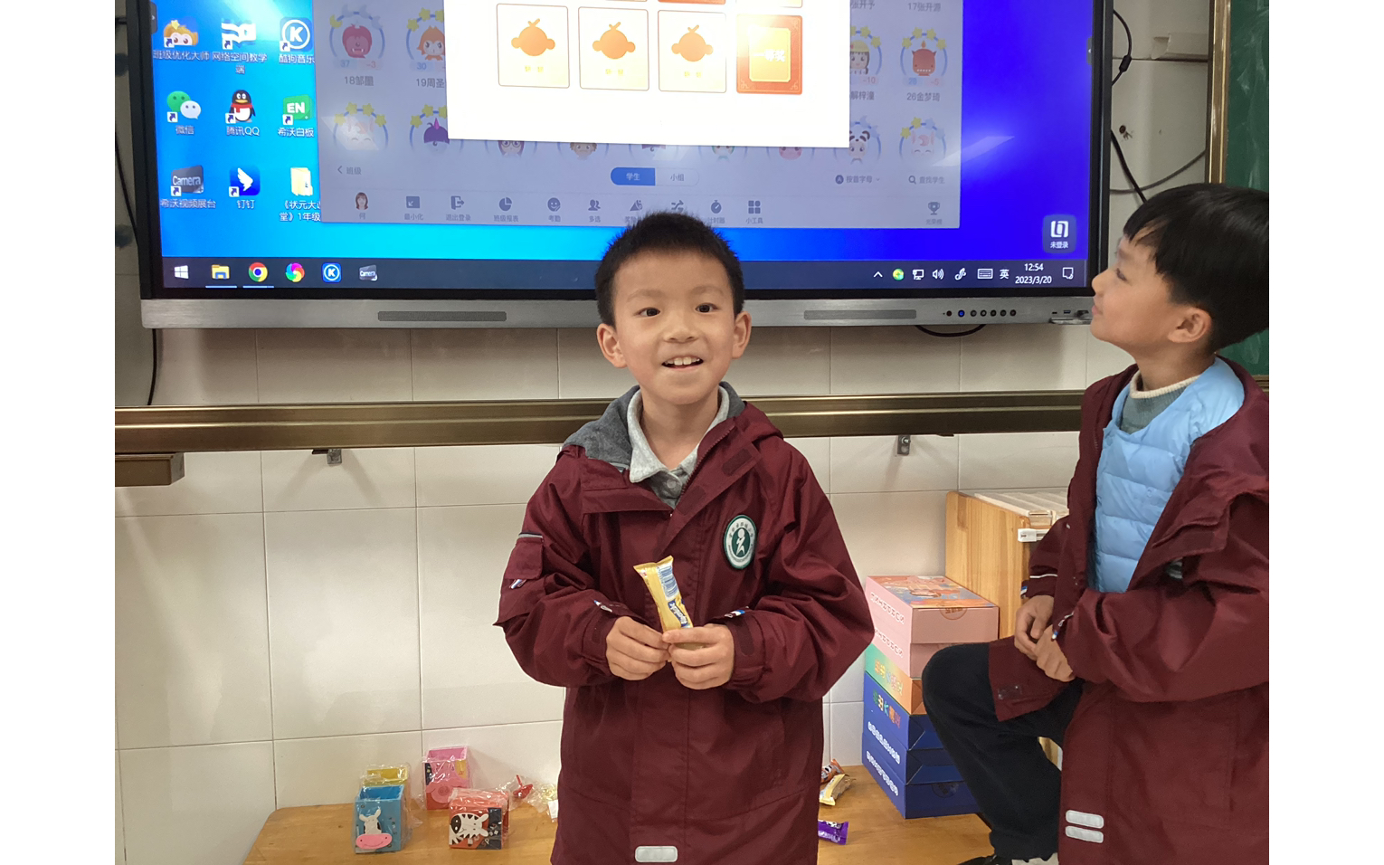 ...孩子们对班级优化大师还是很喜欢的,谢谢何老师的用心,准备了将近...