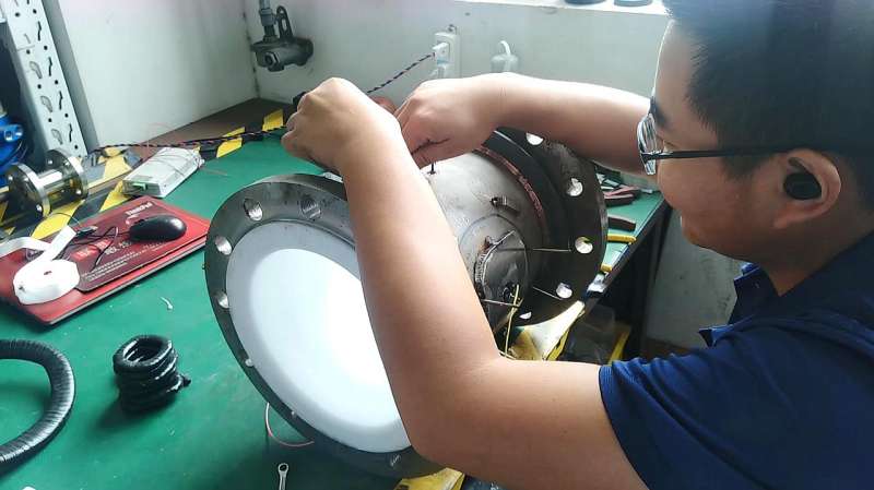 「大泉流量」电磁流量计的电极安装工艺,双电极电磁流量计