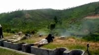 国产班用机枪扫射视频