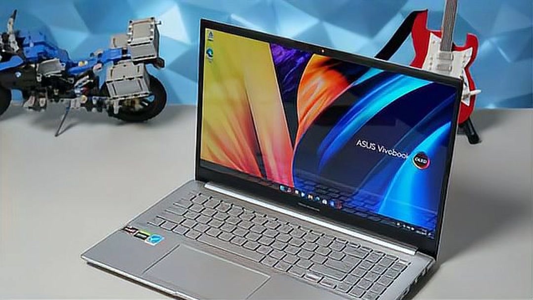 给标压锐龙6000拔高功耗的轻薄本 华硕无畏Pro15 2022锐龙版评测