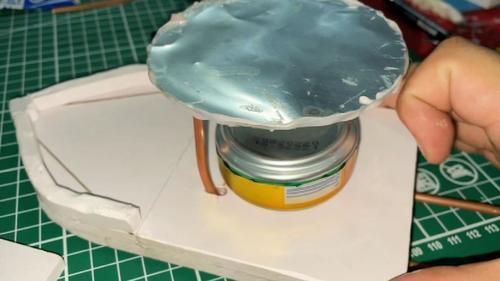 制作简单的蒸汽小船分享给大家