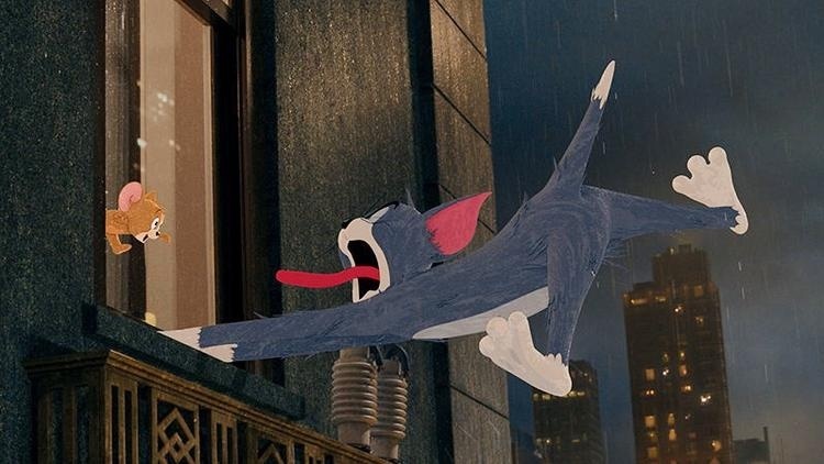 《猫和老鼠》“猫鼠追击”电影片段 汤姆花式被虐全程高能