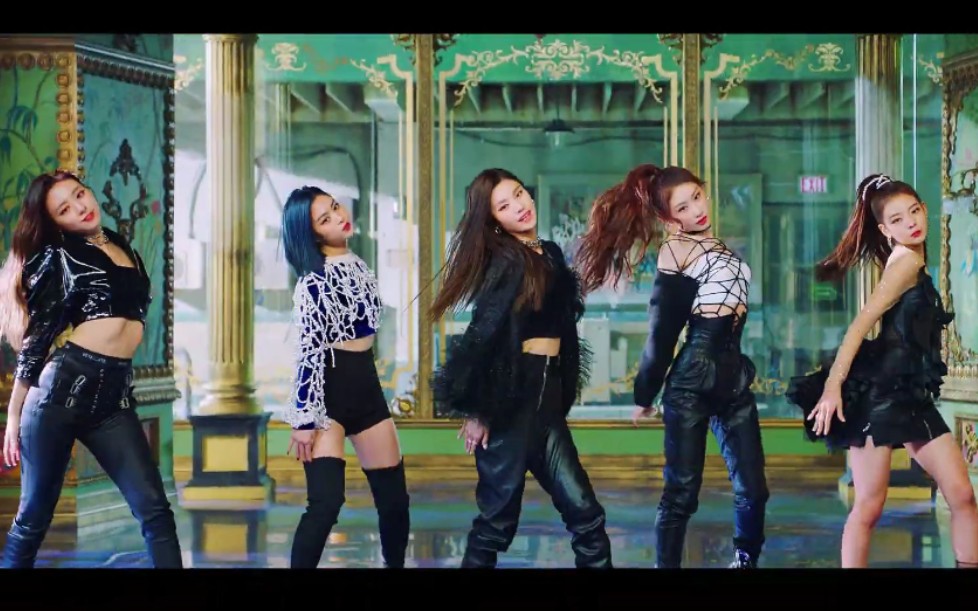 【ITZY】劲舞团就该有纯舞蹈版MV!回归新曲WANNABE表演版公开!