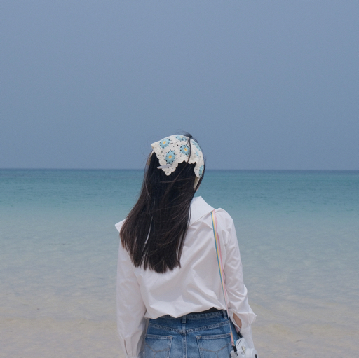 容沉爱 