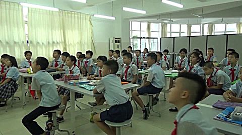 岭南社版小学四年级美术上册第三单元厨房交响曲4.炊具与餐具-罗老师...