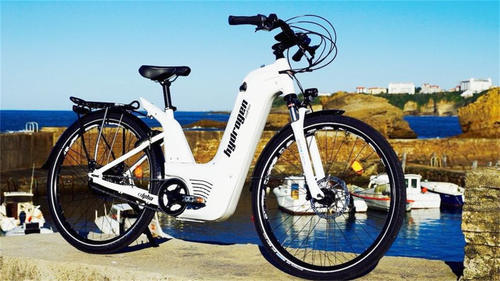 不用充电的电动自行车,充点气就能骑100公里,唯一缺点是价格