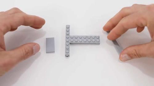 玩乐高的大神教你如何利用乐高制作一个最近很流行的张力稳定结构