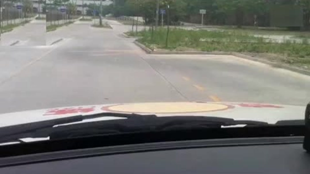 2014新规皮卡学车视频教程科目2直角转弯要点技巧图解