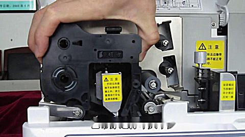 硕方SP650/SP350标牌机色带安装与拆卸视频演示