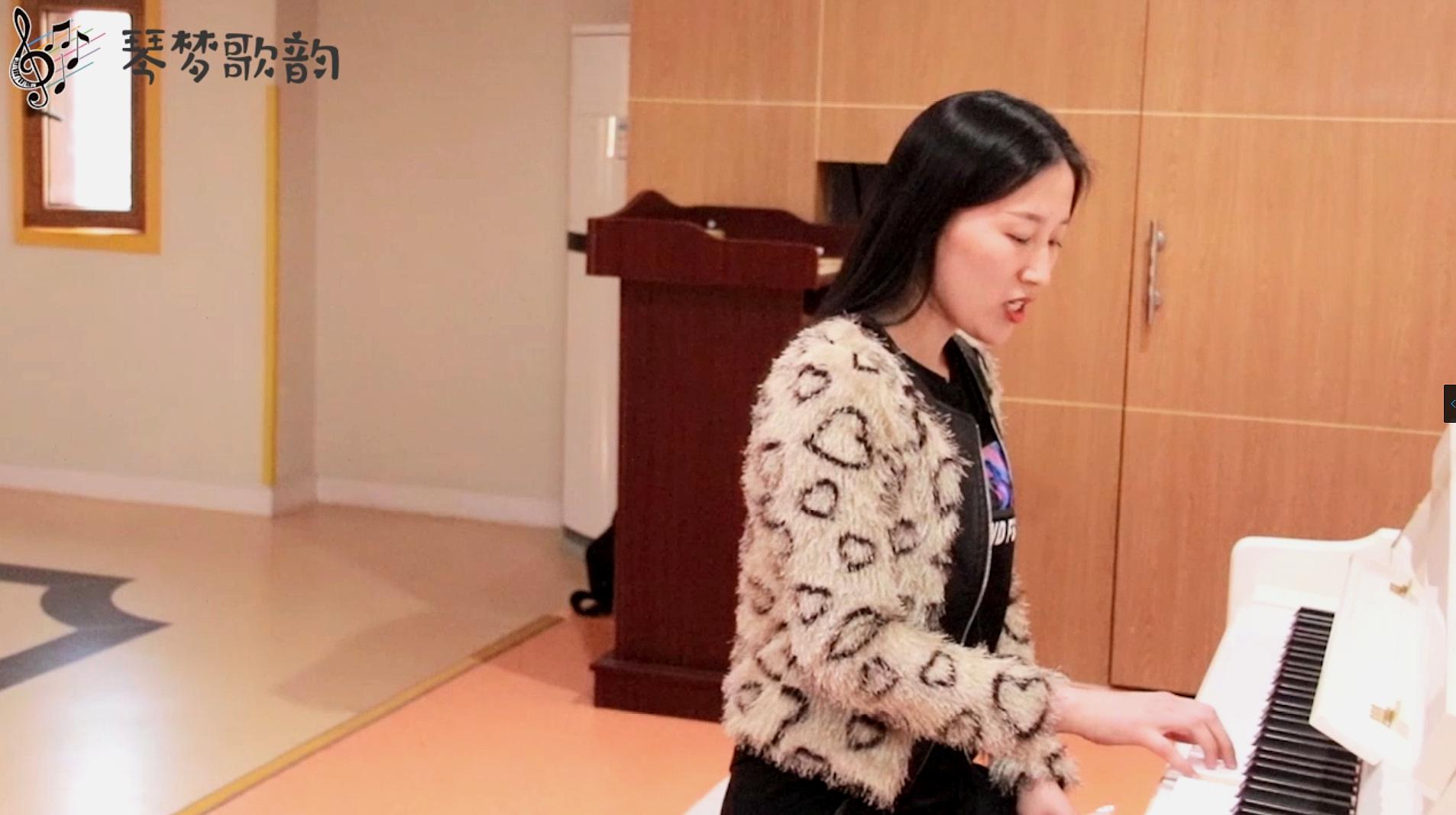 钢琴基础教学,C大调音阶上下行弹法,你学会了吗?