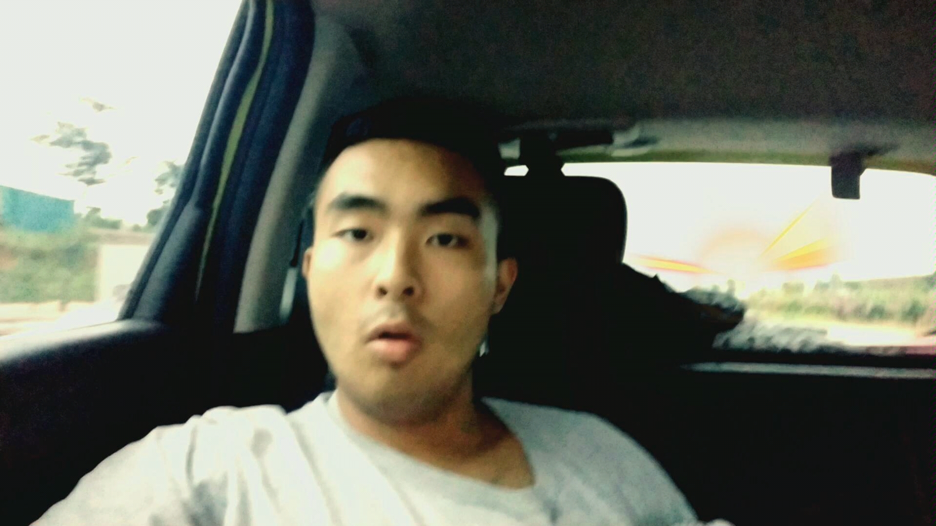 在小区微信群卖蛋糕能赚不少?老哥发现新市场