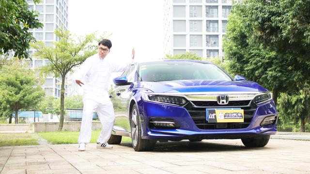 20万落地+20万公里锂电池保修,本田这混动车要是有绿牌绝对逆天