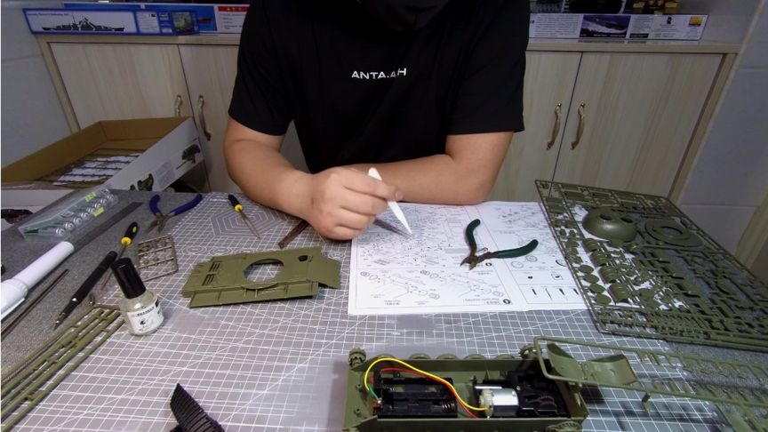 59改坦克模型制作一镜到底第二段哦ߘ