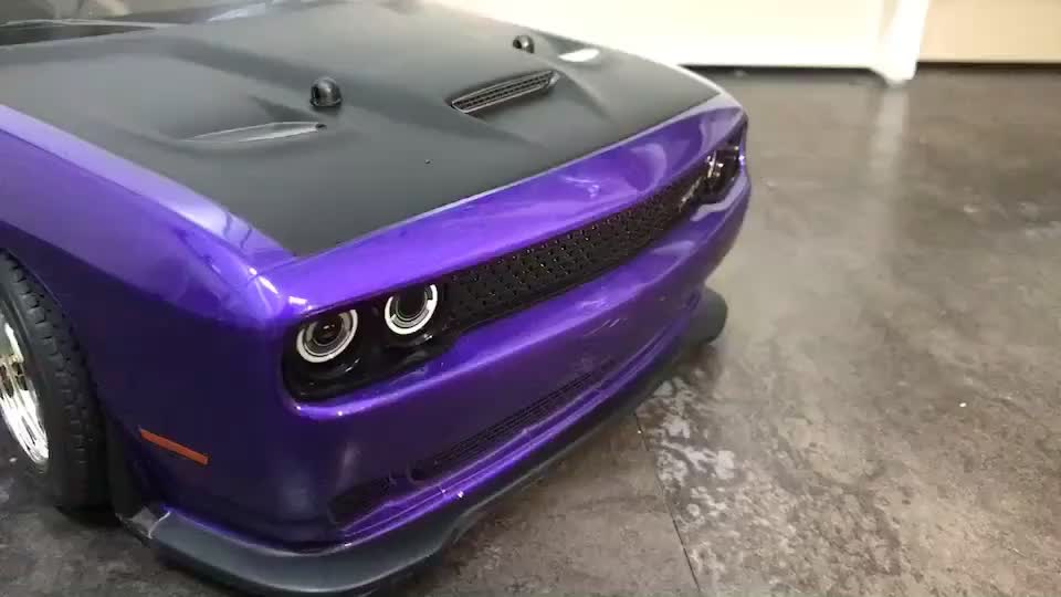 红色卡钳 轴传四驱 三秒破百 1/10遥控挑战者驾到