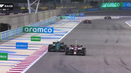 中国车手周冠宇首秀便取得积分,在首场F1正赛中排名第十